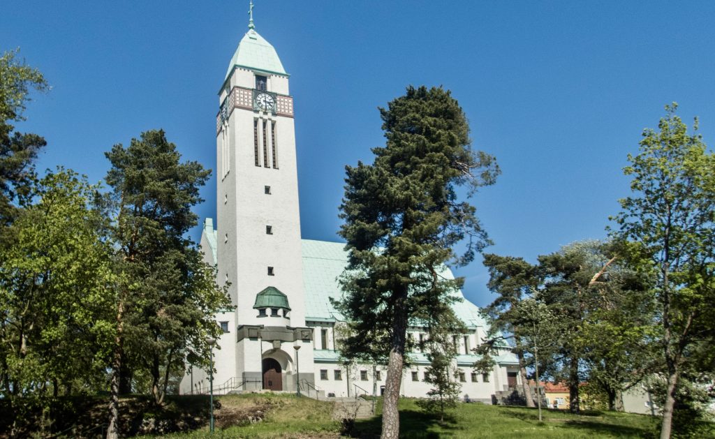 Begravningsbyrå Sundbyberg - Högt kundbetyg 4,7 av 5 - Lova Begravning